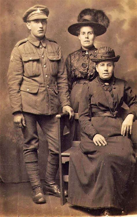 The Yorkshire Regiment, WW1 Remembrance - Photos of Individuals