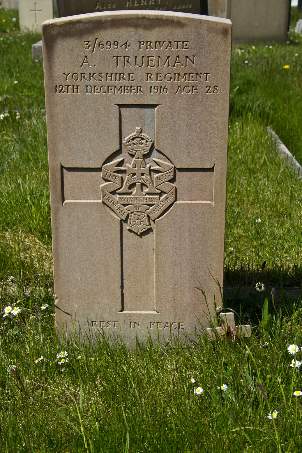 The Yorkshire Regiment, WW1 Remembrance - War Graves